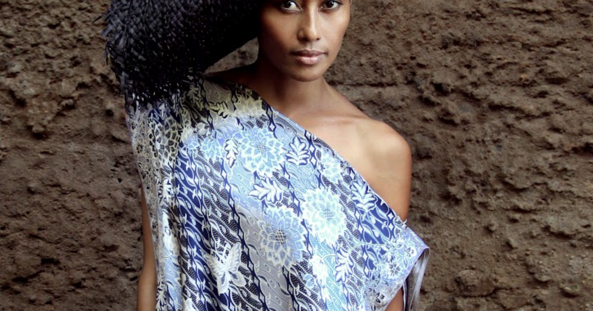 More Than Patterns: What the Colors of Batik Really Say – Batikwayang